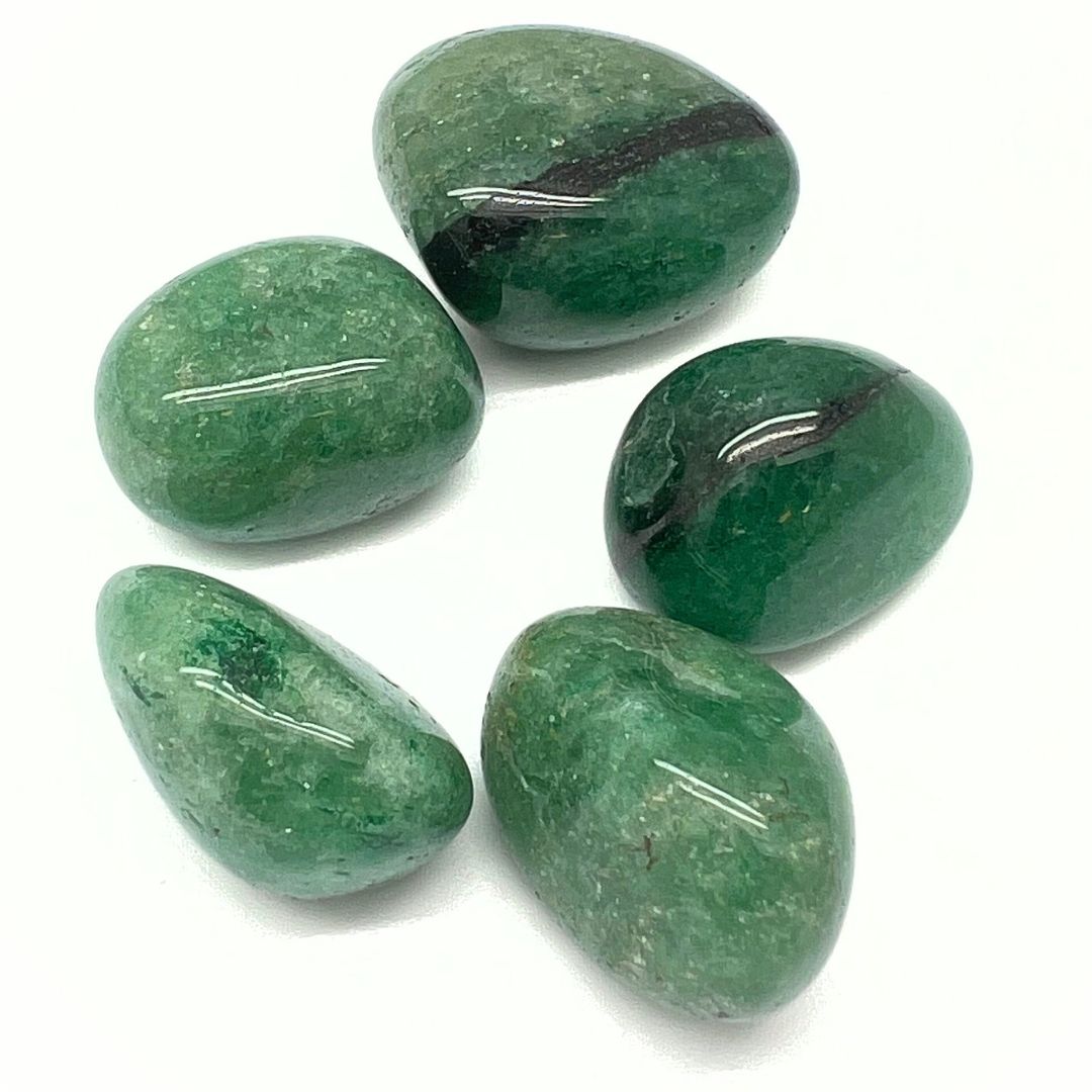 Strawberry quartz green, natural tumbled crystal gross – Kristallrummet